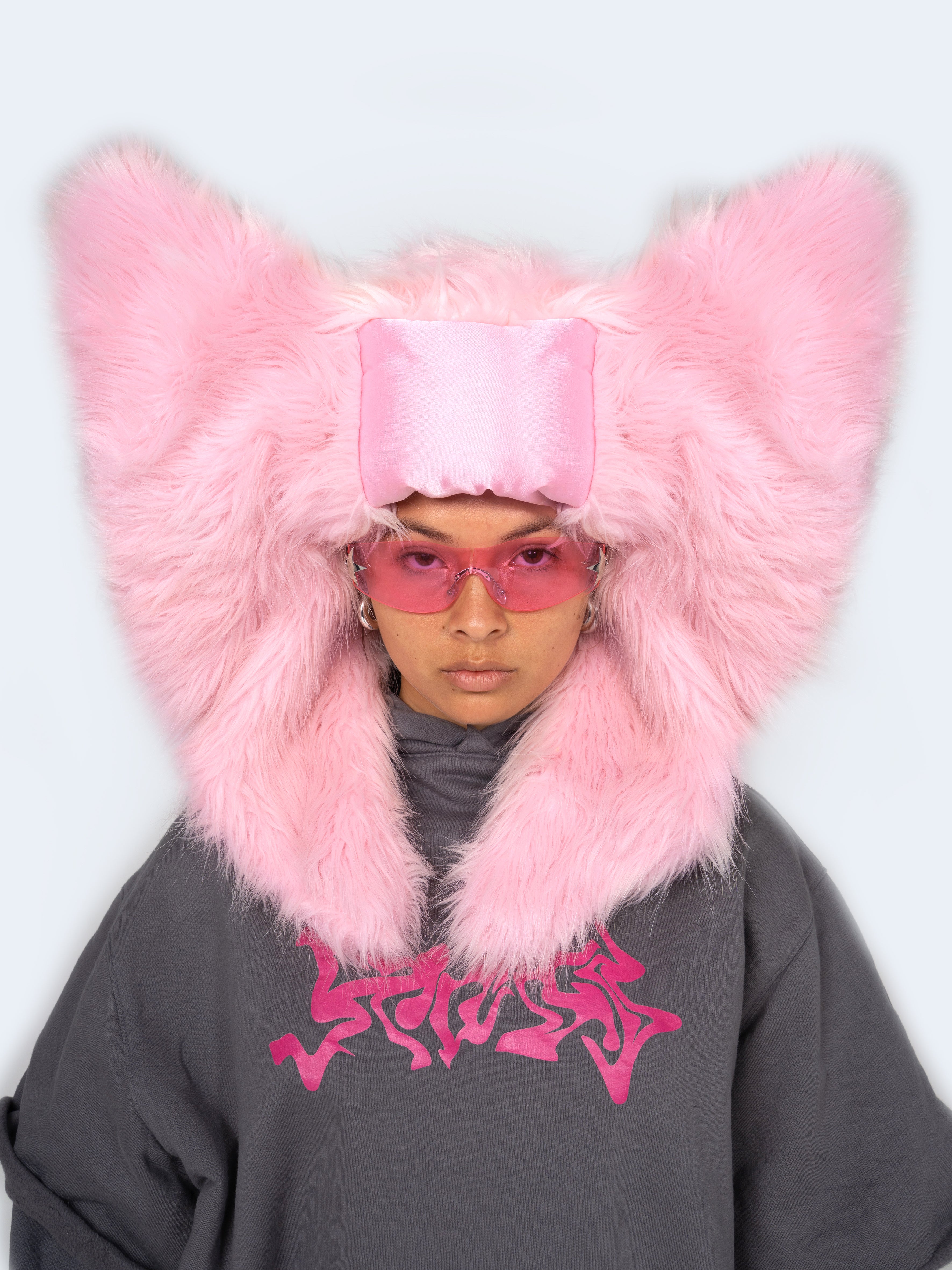 BOW HAT